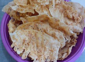 Resep peyek yang renyah, gurih dan mudah dibuat