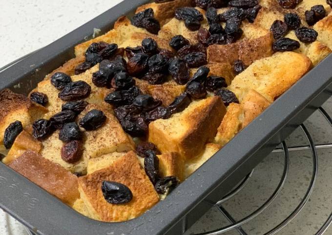 Resep Pudding roti oleh Lydia - Cookpad