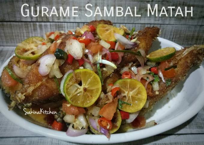 Resep Gurame Sambal Matah oleh Sakina Kitchen - Cookpad Resep Gurame Sambal Matah oleh Sakina Kitchen - Cookpad