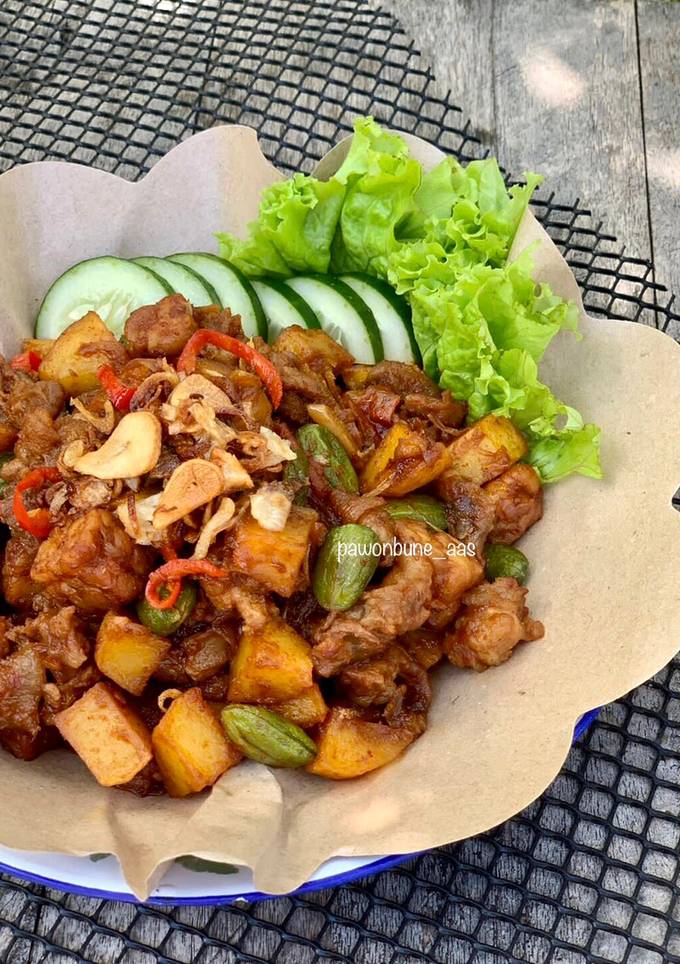 Resep Sambal Goreng (Tempe, Kentang, Tetelan Sapi, Pete) - Bumbu Instan ...