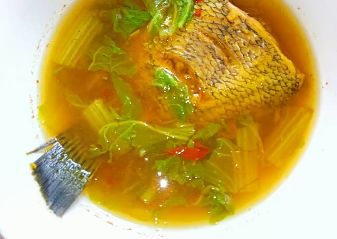 Resep 293. Lempah Kuning Ikan Kakap Hitam Khas Bangka oleh Devin - Cookpad