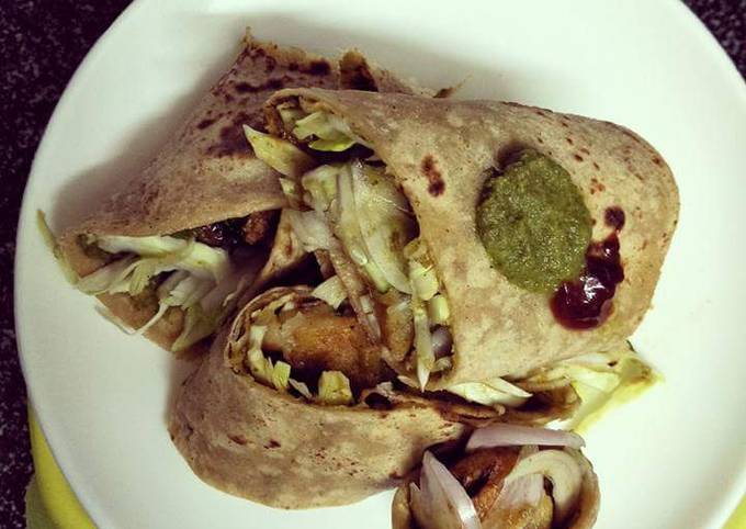 Veg Frenky Roll Recipe by Raji Kaur - Cookpad