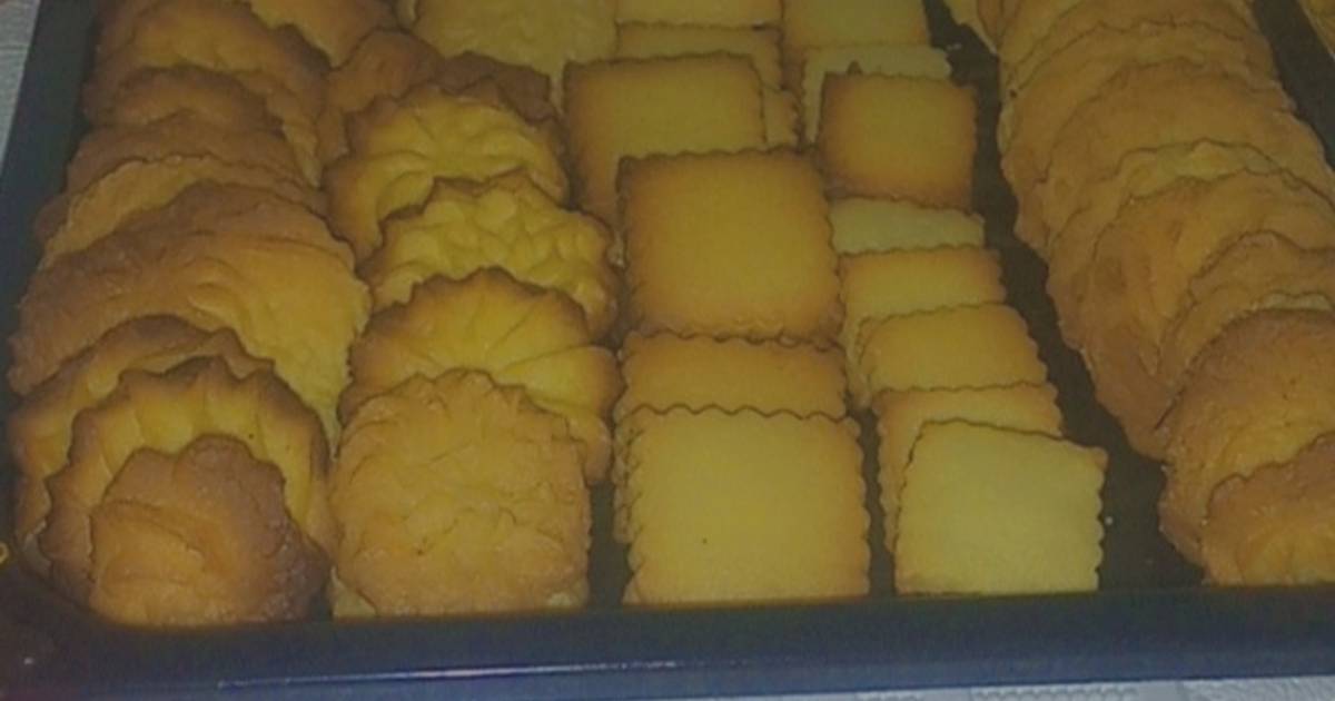 Butter cookies Recipe by Cozy's_halal_edibles - Cookpad