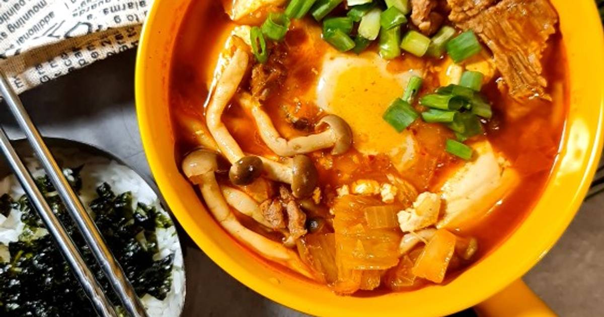 Resep Sup Kimchi oleh Windu Restina - Cookpad
