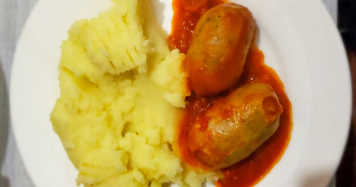 Chorizos a la pomarola con puré - 21 recetas caseras- Cookpad