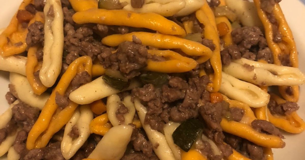 Ricetta Pasta Al Ragù Bianco Di Salsiccia E Verdure di Maria Antonietta ...