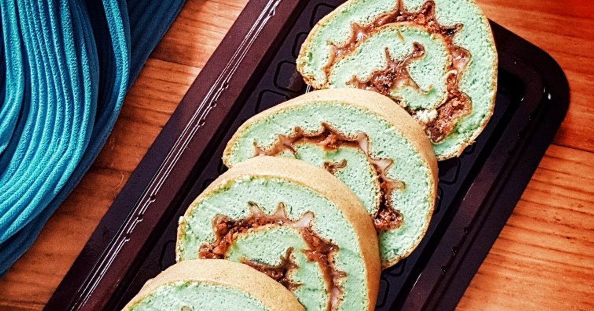 Resep Pandan Roll Cake Abon oleh Ikasoerya - Cookpad