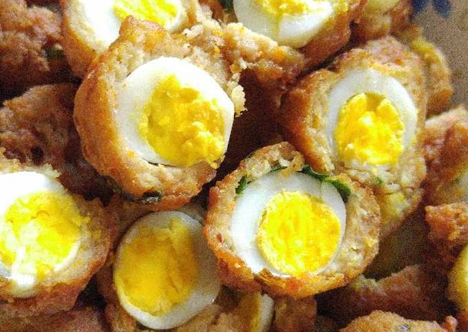 Resep bakso goreng isi telur oleh Yenlie Wang - Cookpad