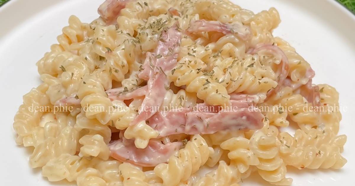 Resep Fussili Carbonara oleh Dean Phie - Cookpad