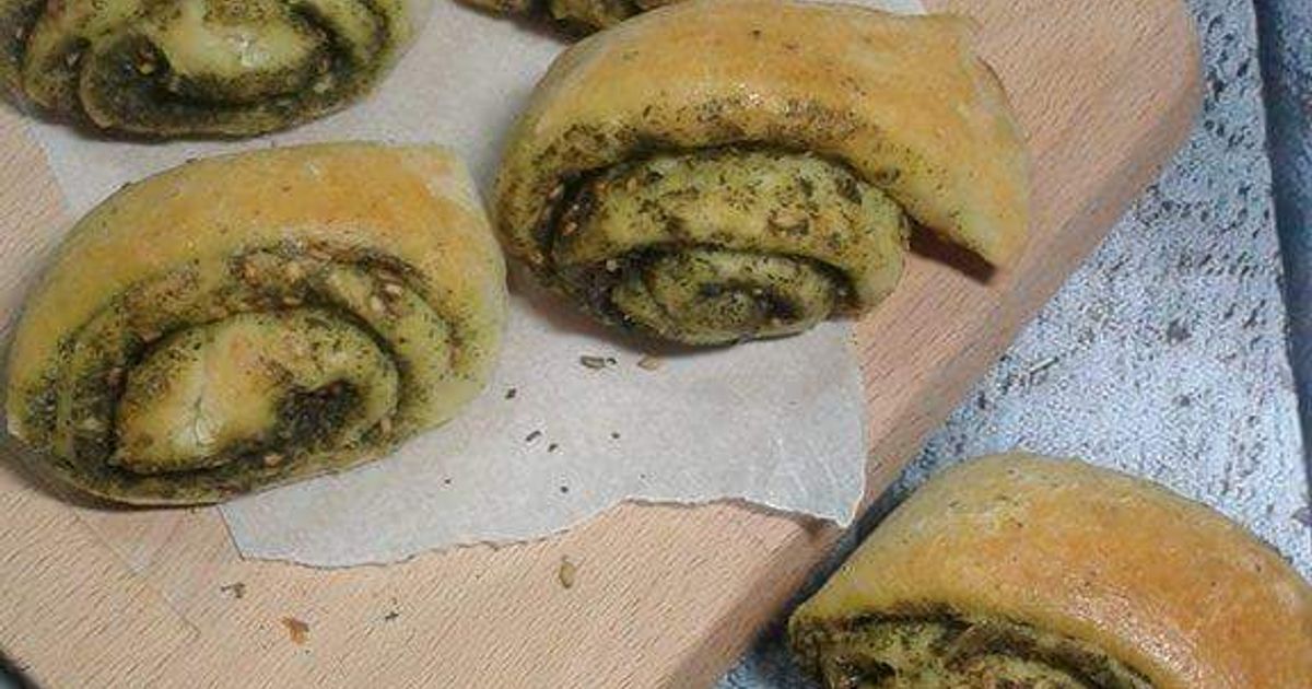 طريقة عمل لفائف الزعتر (( رولات الزعتر)) من Fatima, kitchen&cook - كوكباد