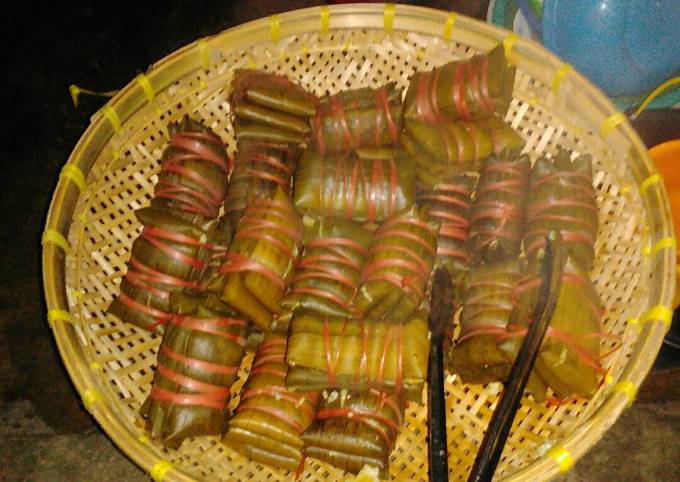 Resep Buras Khas Sulawesi oleh Ucie Eka - Cookpad