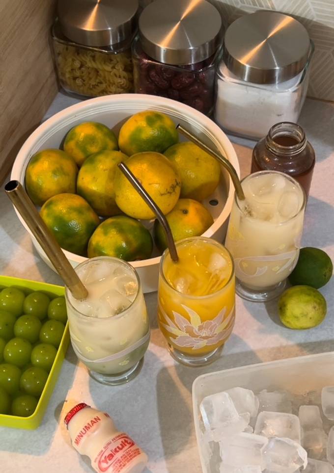 Resep [Minuman Homemade] 3-ways Yakult Drink 🍹 oleh Nel's Food Diary ...