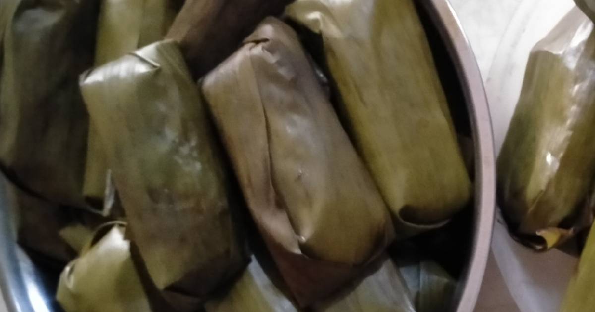 Resep Buras isi oncom oleh dewi sartika - Cookpad