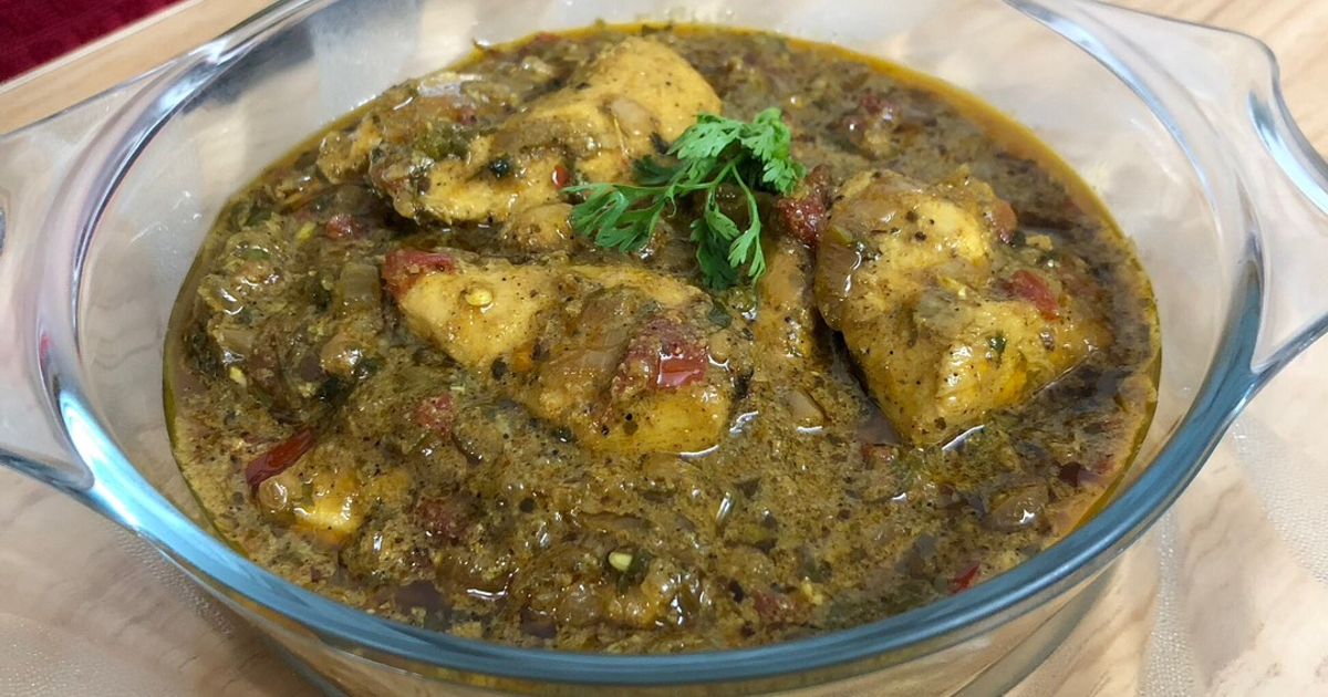 Spicy Amritsari Chicken Curry (Amritsari Murg) Recipe by Rosalyn John ...