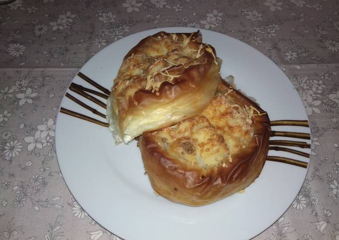 Στριφτάρια με τυριά και μπεσαμέλ Συνταγή από τον/την Hara Dimitriadou ...