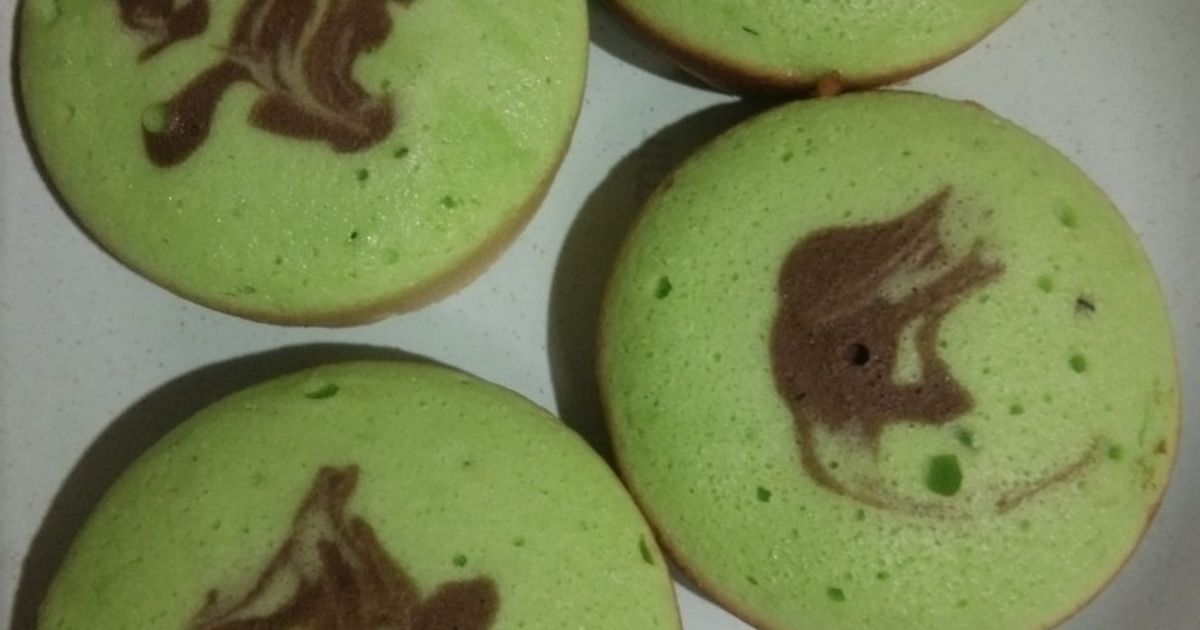 Resep Kue Bolu Pandan Mini oleh Mama Hesty - Cookpad