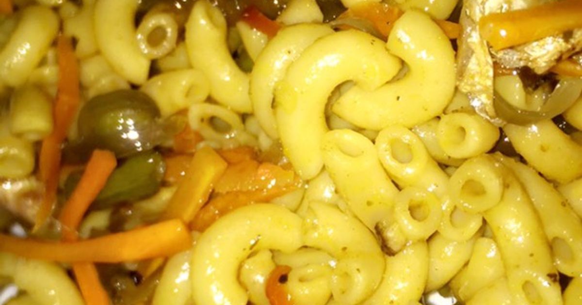 Stir Fried Macaroni With Fish Recipe by Bilkisu Jibrin - Cookpad