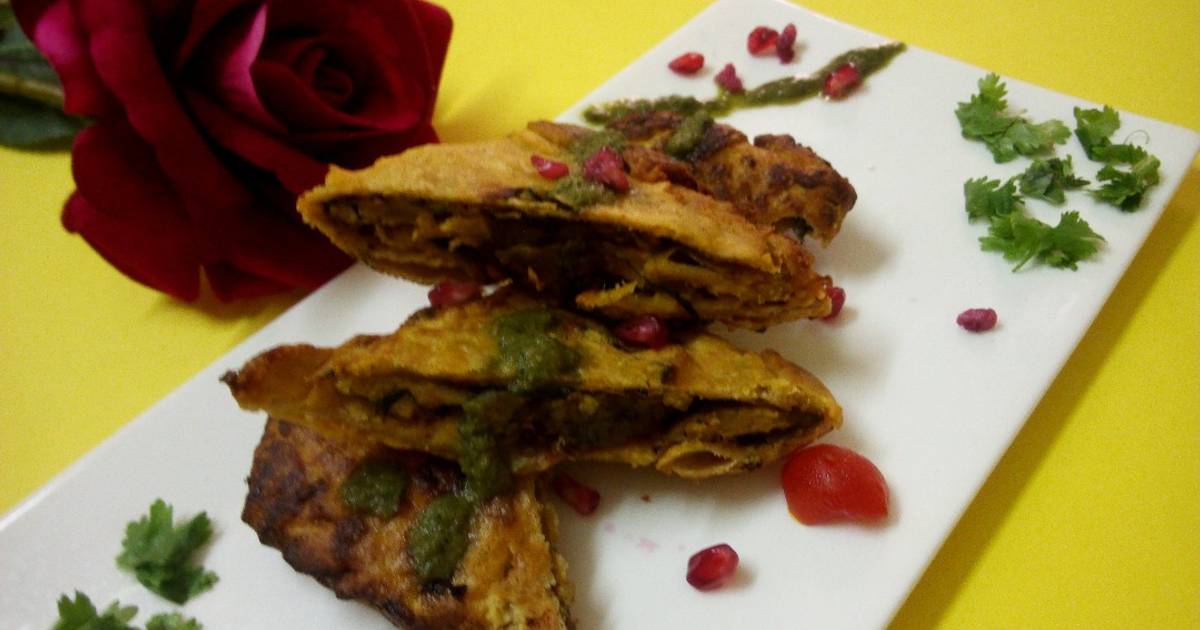 Phulka pakora roll Recipe by Chandu Pugalia - Cookpad