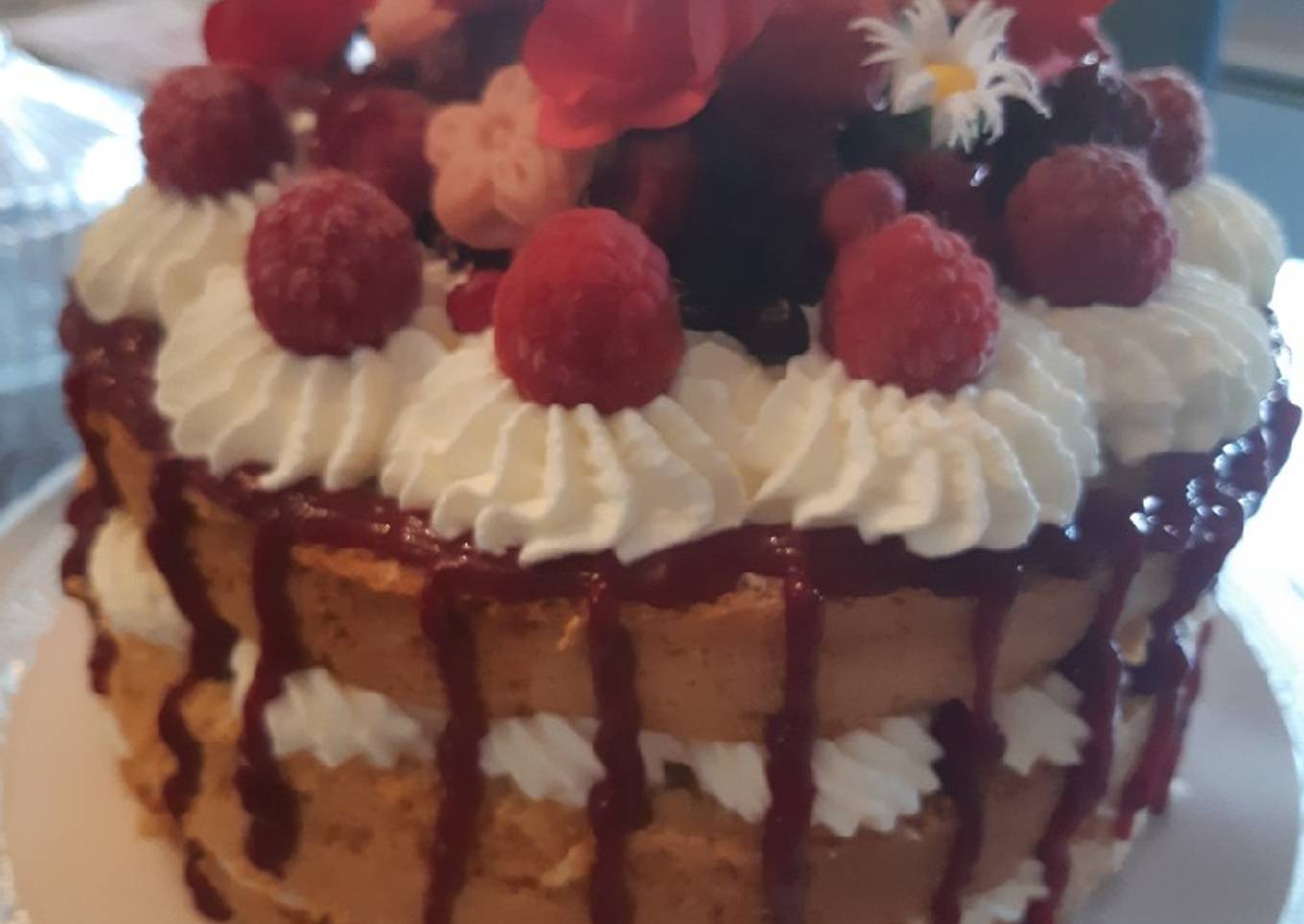 Layer cake aux fruits rouges