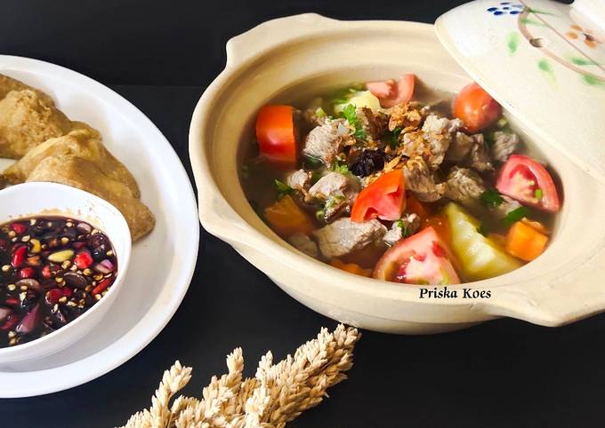 Resep Sup Daging Bumbu Rempah oleh Priska Koes - Cookpad