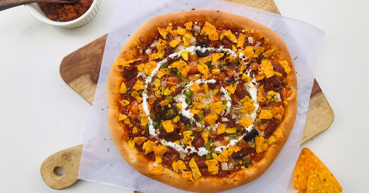 Mexican Mania Pizza Recipe by Aarya Patel - Cookpad