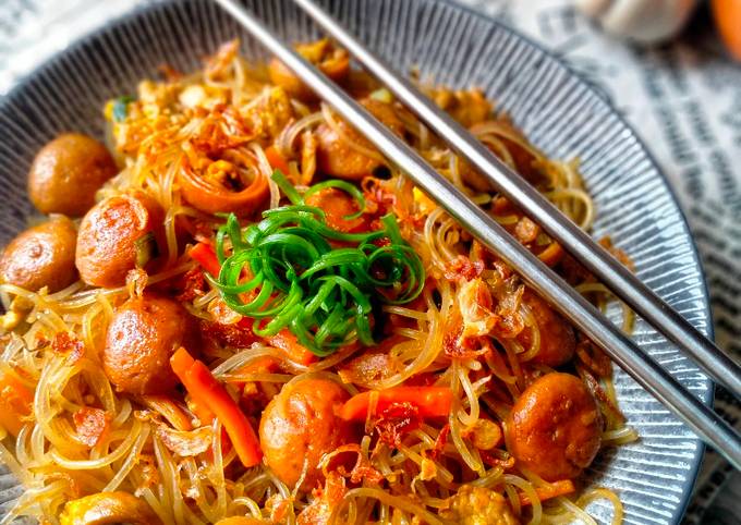 Resep Bihun Goreng Sosis oleh memey Asmawati - Cookpad