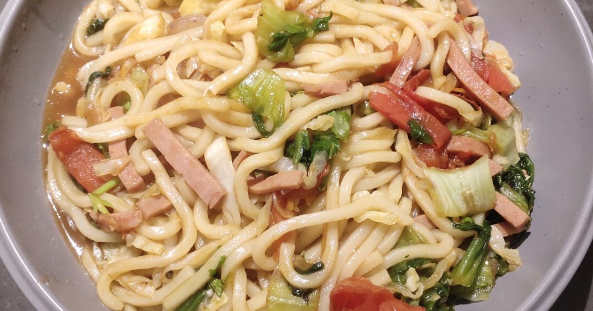 Sauteed Udon Recipe by Meme - Cookpad