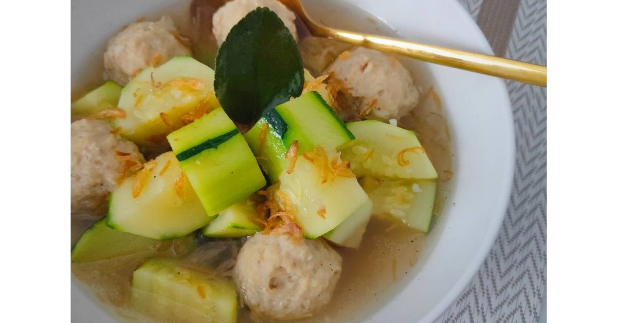 Resep Zucchini Soup oleh Danes Wisesa - Cookpad