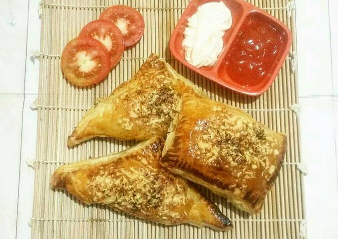 Resep Tuna Puff Pastry Oleh Nicky Surya Utari Cookpad