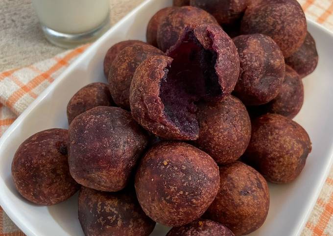 Resep Bola Ubi Ungu Kopong oleh dpmentari - Cookpad