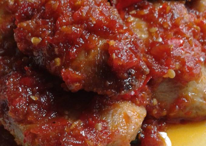 Resep Tuna balado keluarga oleh Bunda AtBy - Cookpad