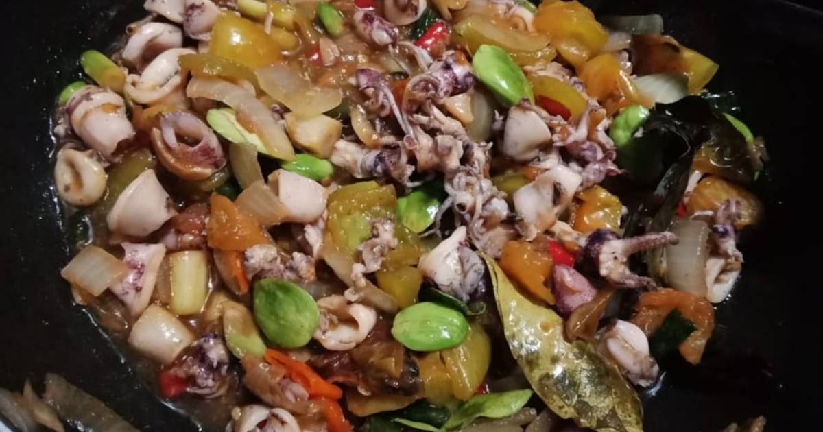 Resep Cumi Pete Tomat Ijo oleh Mama Biyya - Cookpad