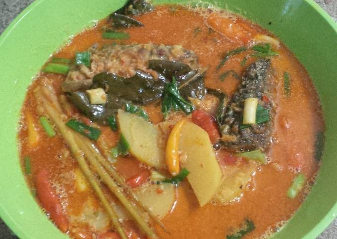 Resep Bandeng Kuah Kuning Khas Betawi oleh Harijah Harun - Cookpad