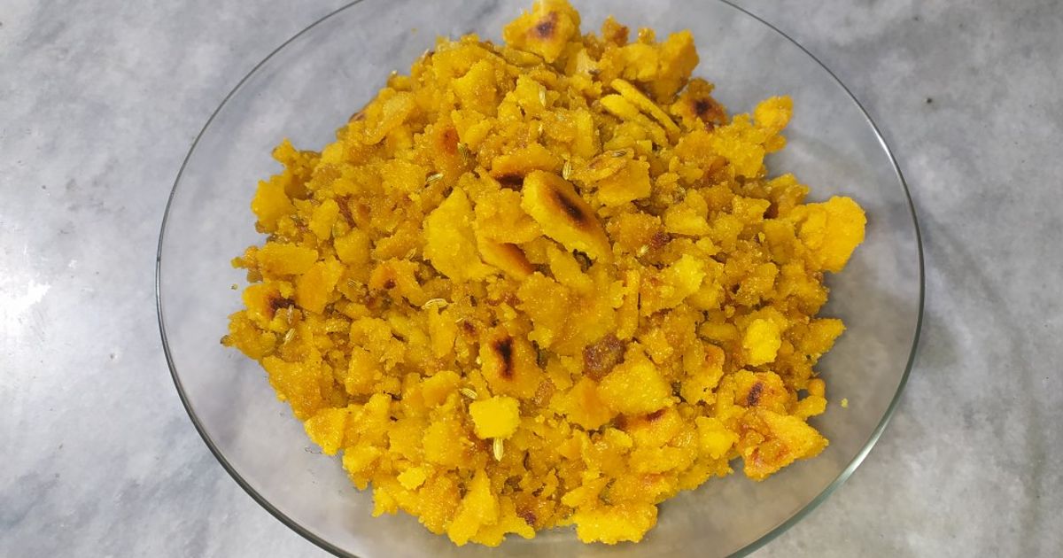 Makkai Ki Roti Ki Churri Recipe by ST World - Cookpad