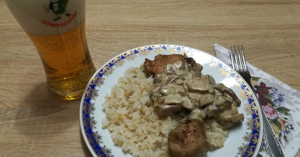 Sült Csirkecomb, Gomba Mártással | Marcsi Glückné receptje - Cookpad ...