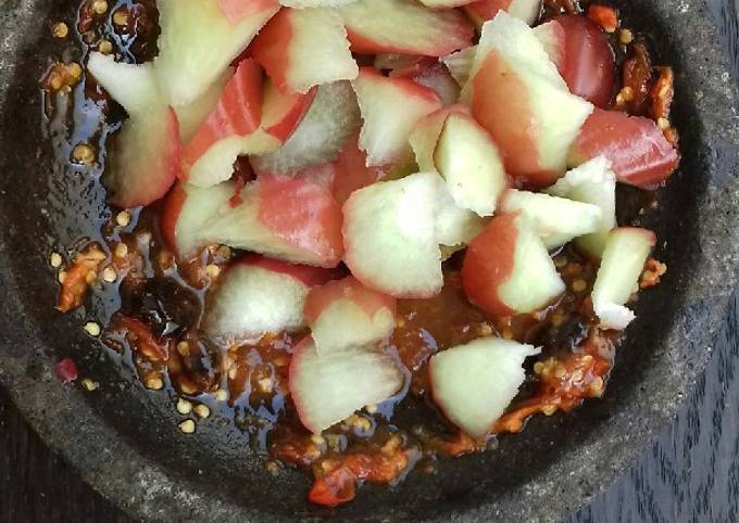 Resep Rujak uleg oleh Indah Ayu - Cookpad
