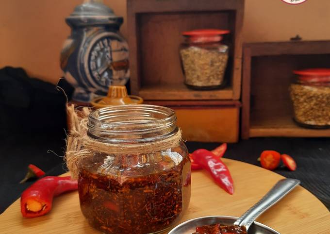 Red Chilli Pickle Recipe by Deepa Rupani - Cookpad
