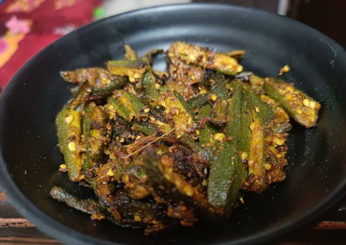 Bhindi Ki Sabzi Recipe by Chef Tripti Saxena - Cookpad
