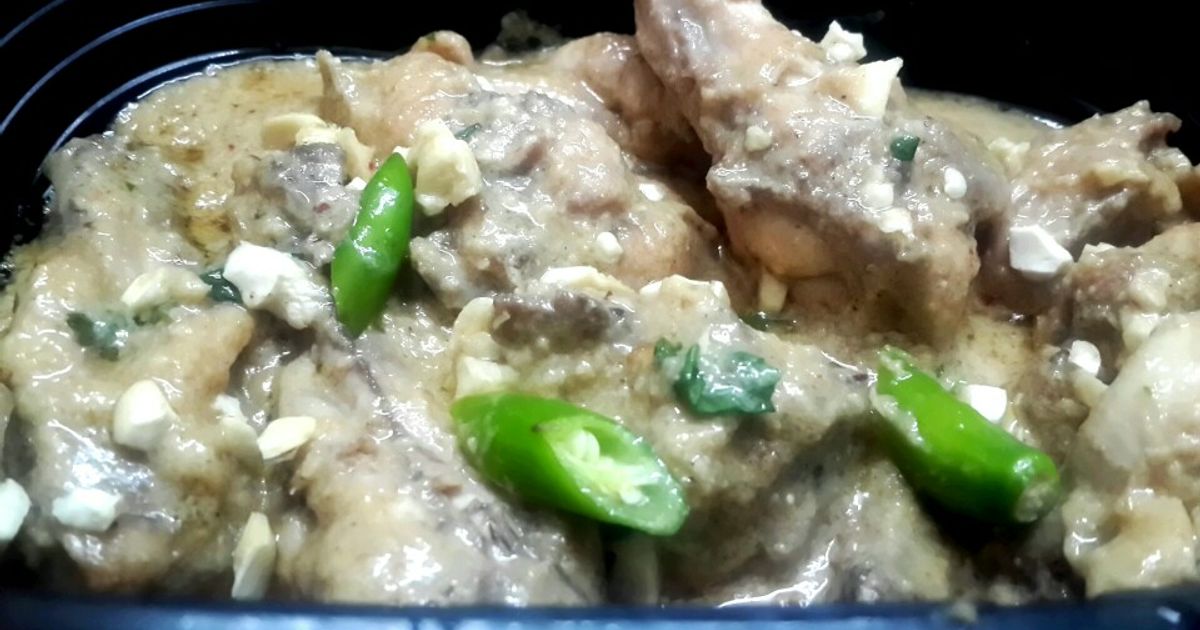 Murgh Badam Korma/ Chicken Korma With Nuts Recipe by Kumkum Chatterjee ...