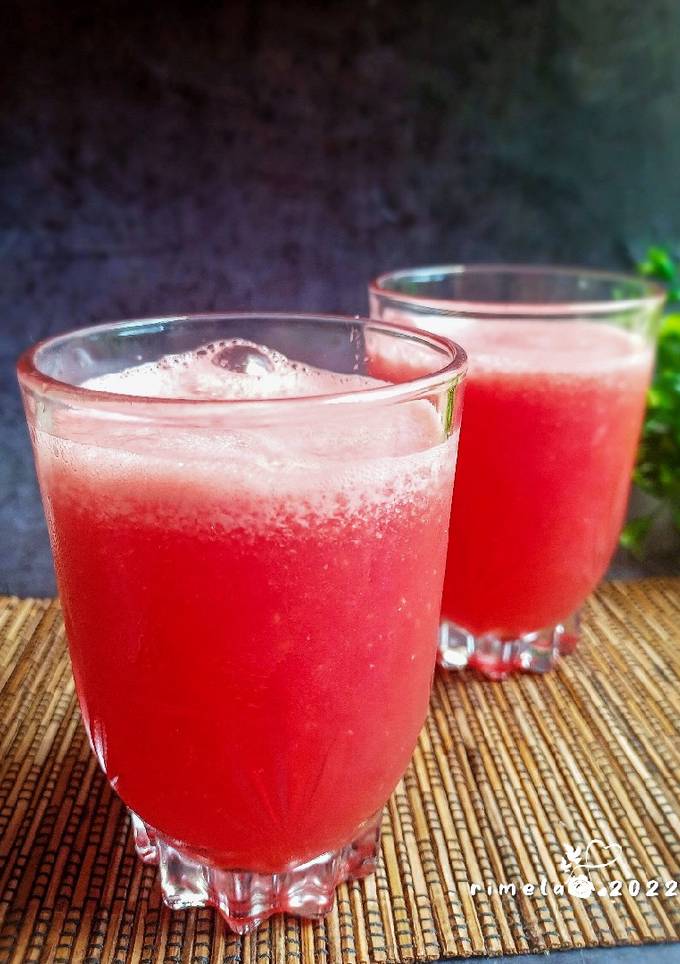 Resep Smoothies Semangka Lemon oleh Rika Meila Puspita - Cookpad