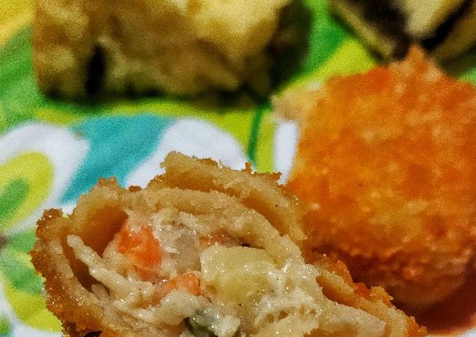 Resep Risoles rougut ayam sayur oleh Liena Ghifola - Cookpad