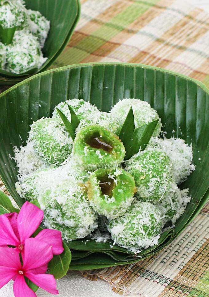 Resep Klepon Daun Pandan Suji Asli oleh Tan - Cookpad