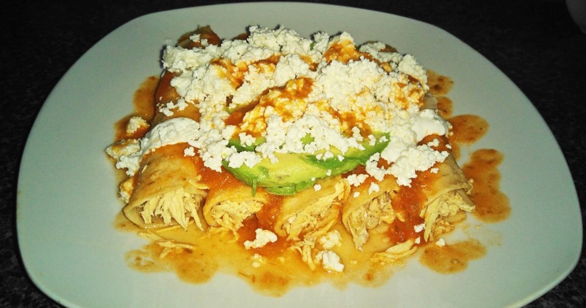 Enchiladas O Entomatadas Receta de ElSazonDeToñita- Cookpad