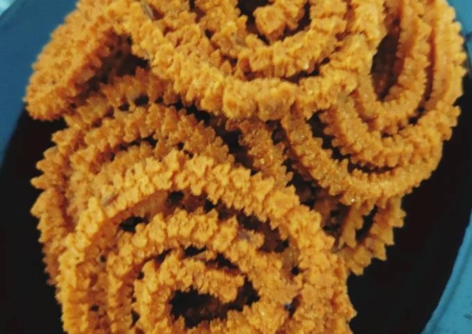 Chakli Muruku from Jawar Flour Recipe by Sapna (Dream's kitchen) 🍪 🥣🍱🧁🍴 ...