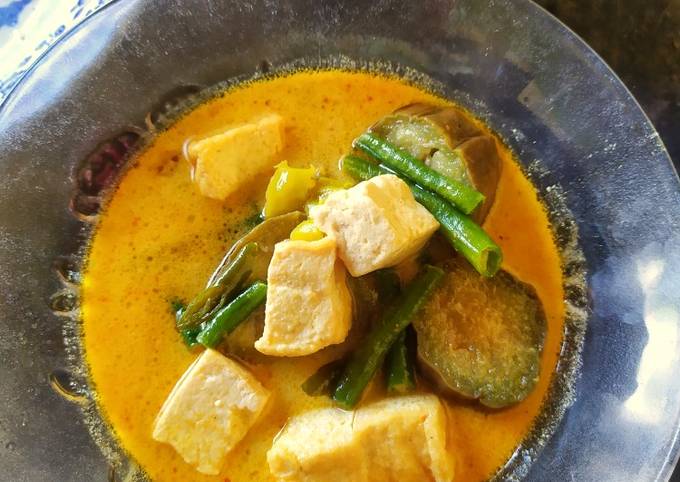 Resep Lodeh bumbu instan oleh Saluna Mahira - Cookpad
