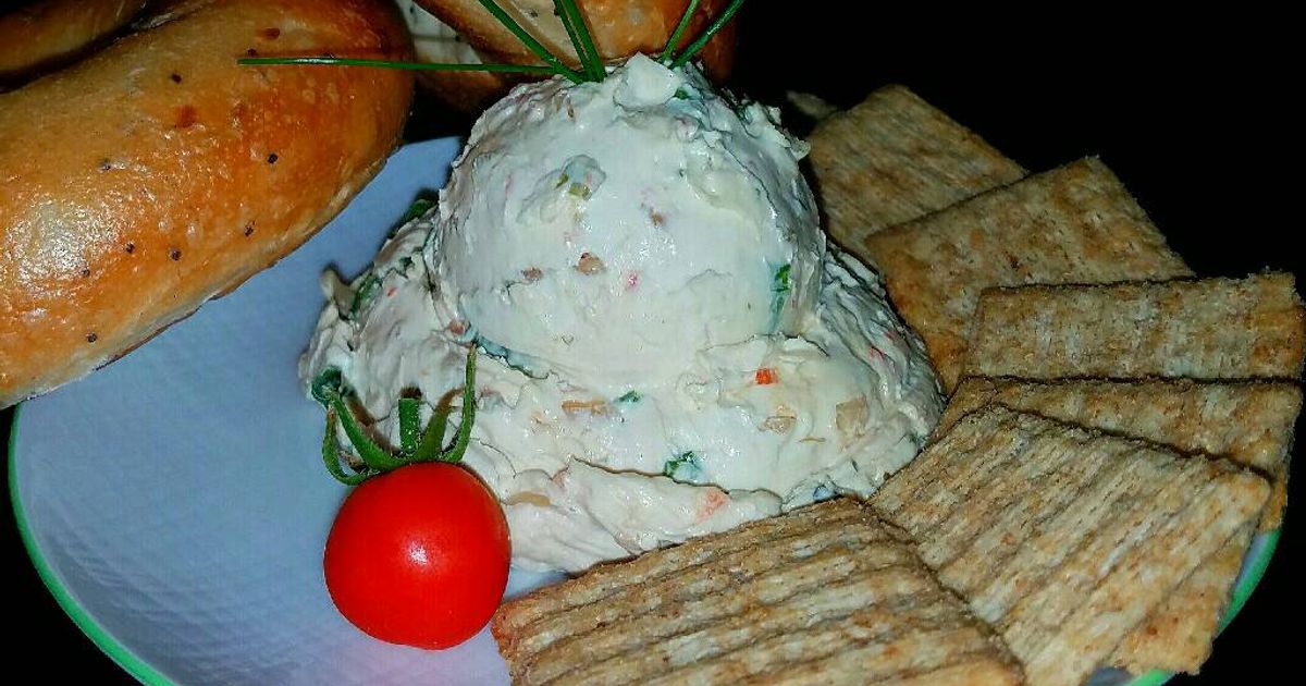Mike's Copycat Einsteins Garlic Onion & Herb Spread Recipe by MMOBRIEN