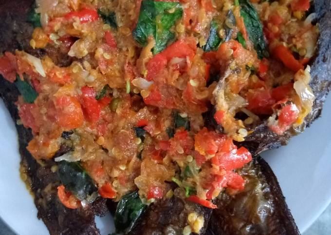 Resep Pecak lele oleh Rency Mel Given - Cookpad