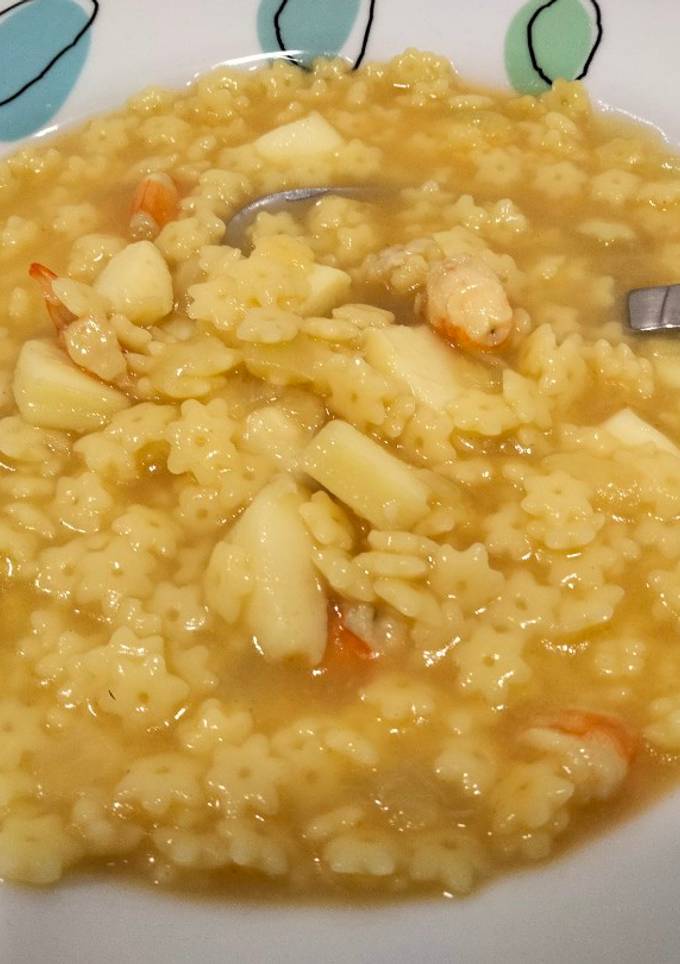 Sopa sencilla de pota y langostinos cocidos Receta de Miguelo Ferrer ...