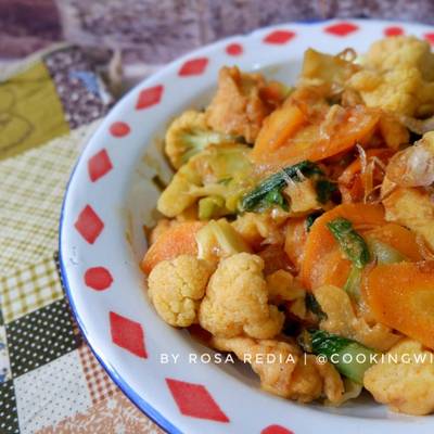 Resep Cap Jae (Cap Cay Goreng Jawa) oleh Rosa Redia - Cookpad