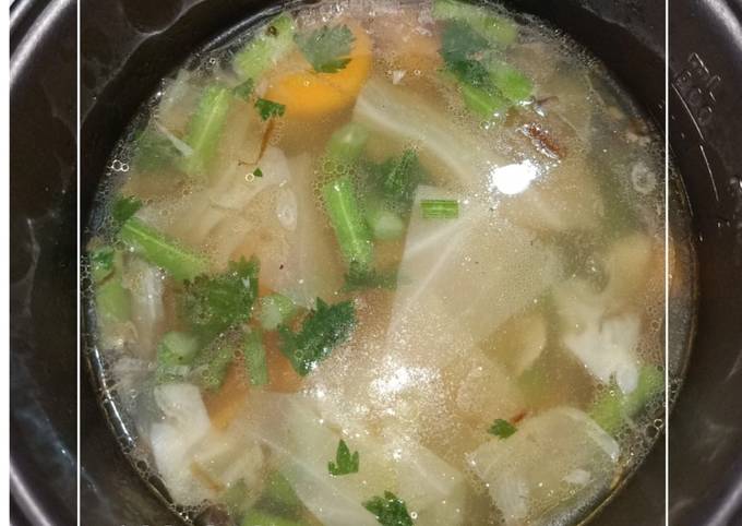 Resep Sayur Sop Simple oleh ELL - Cookpad